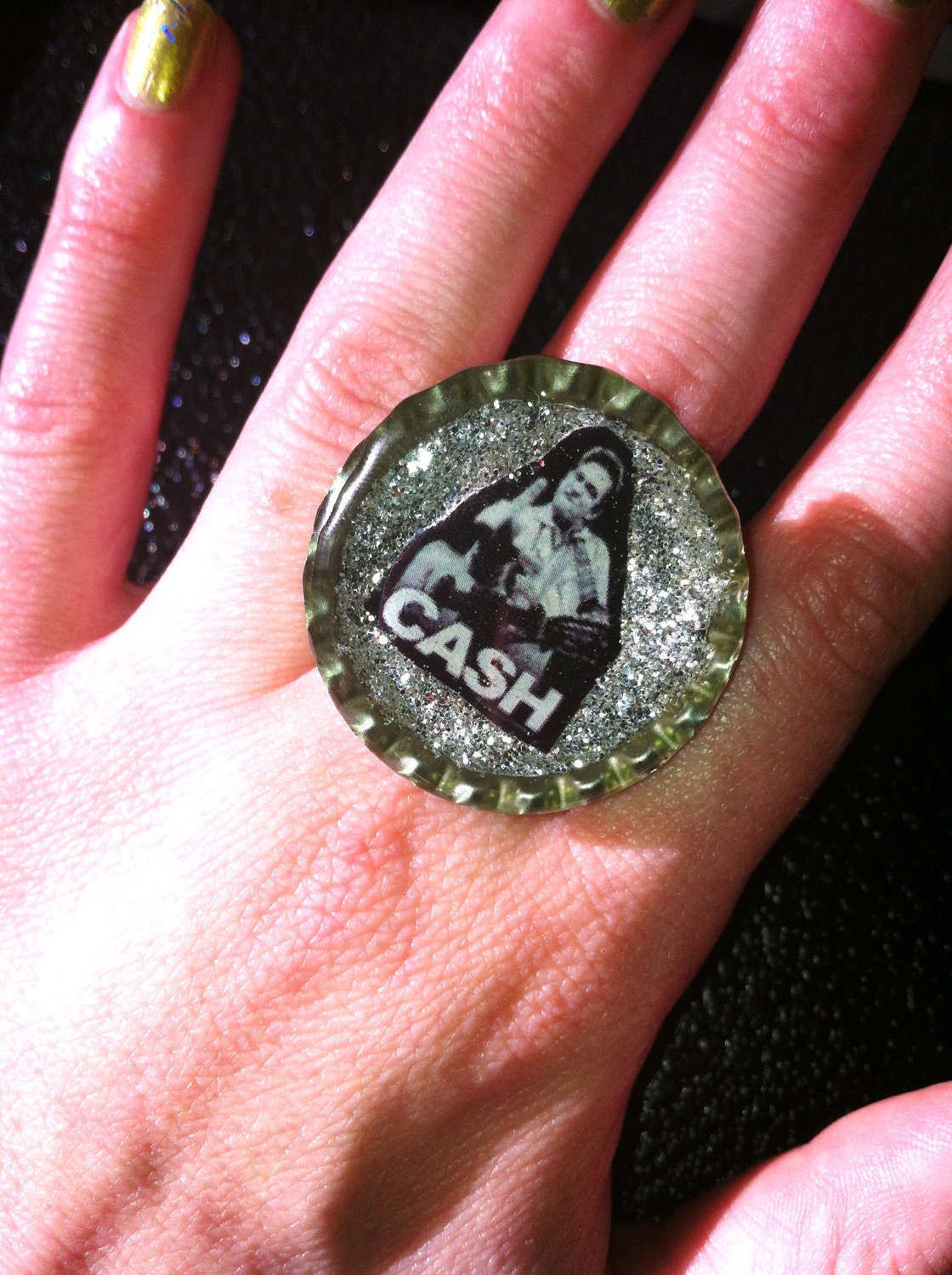 JOHNNY CASH Gliitter Resin Ring San Quentin by RETROLANDVINTAGE