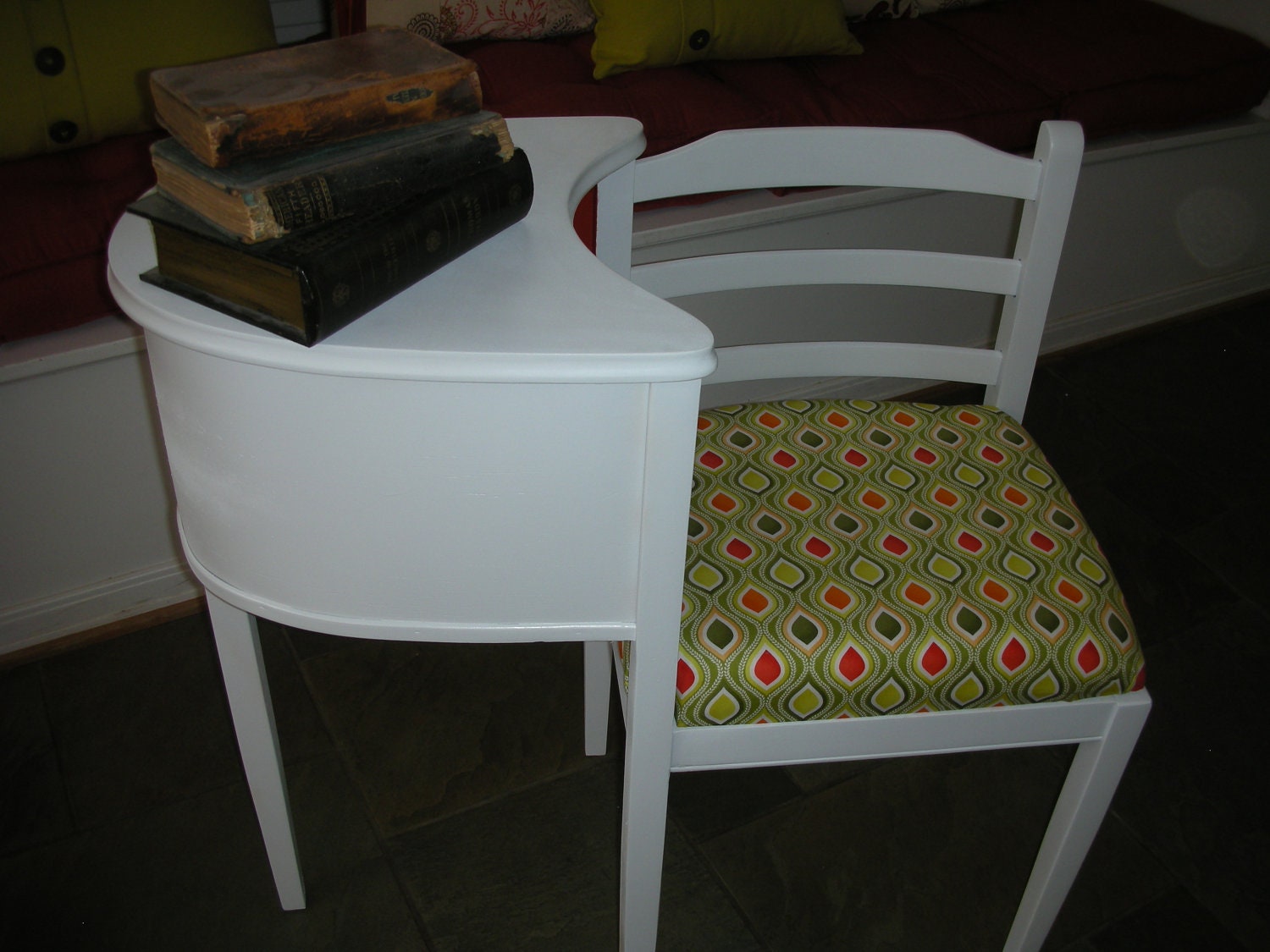 Vintage 1940s Telephone Table