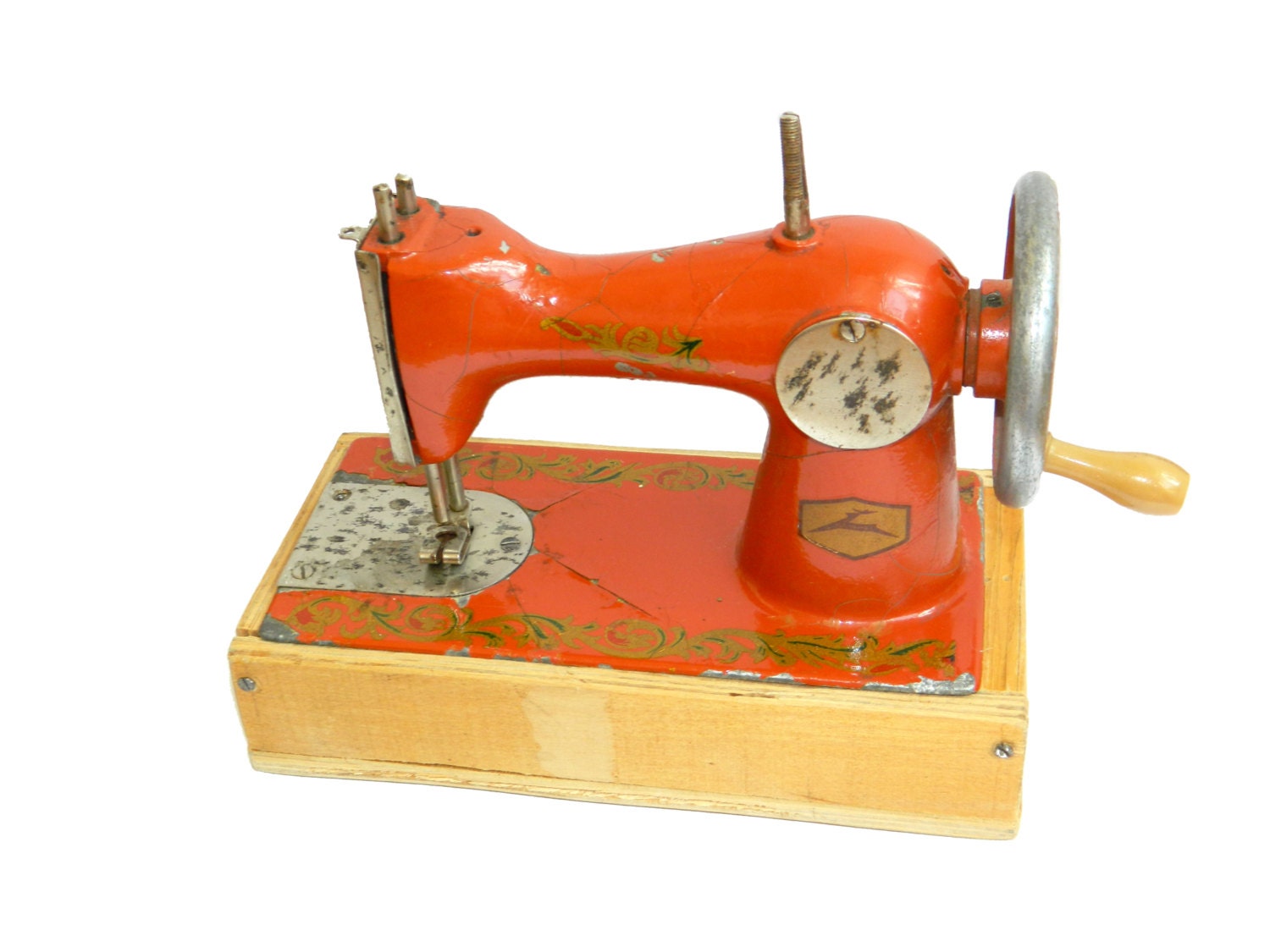Kid's SEWING MACHINE vintage Soviet Union USSR rare