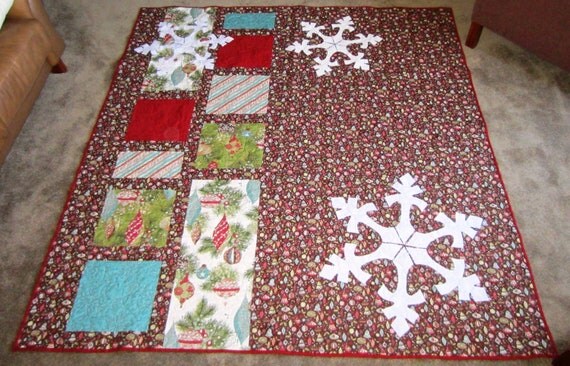 Items similar to Snowflake Nordic Quilt on Etsy