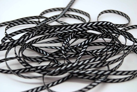 Solid Diagonal Stripe Ribbon 1/8 inch Tuxedo Black White