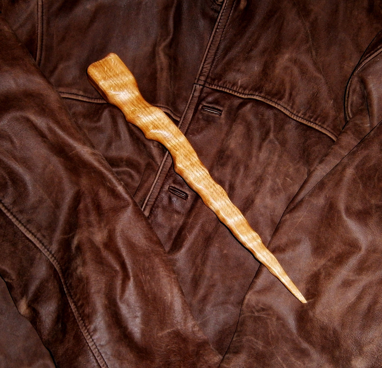 The Vampire Diaries White Oak Wood Prop Replica Stake for the