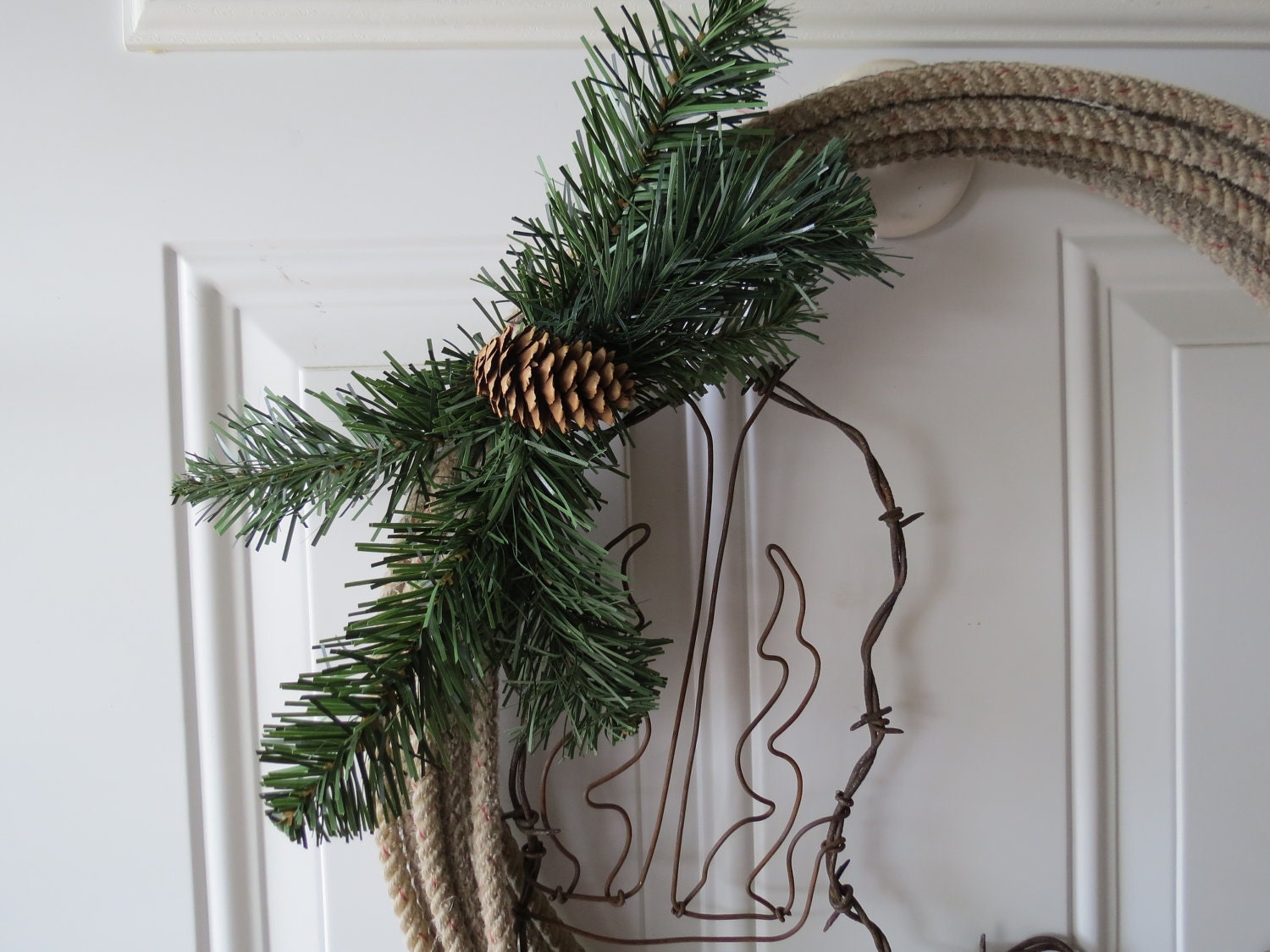 Rustic Cowboy Lasso Rope Wreath w/ Barbed Wire Cowboy Boot