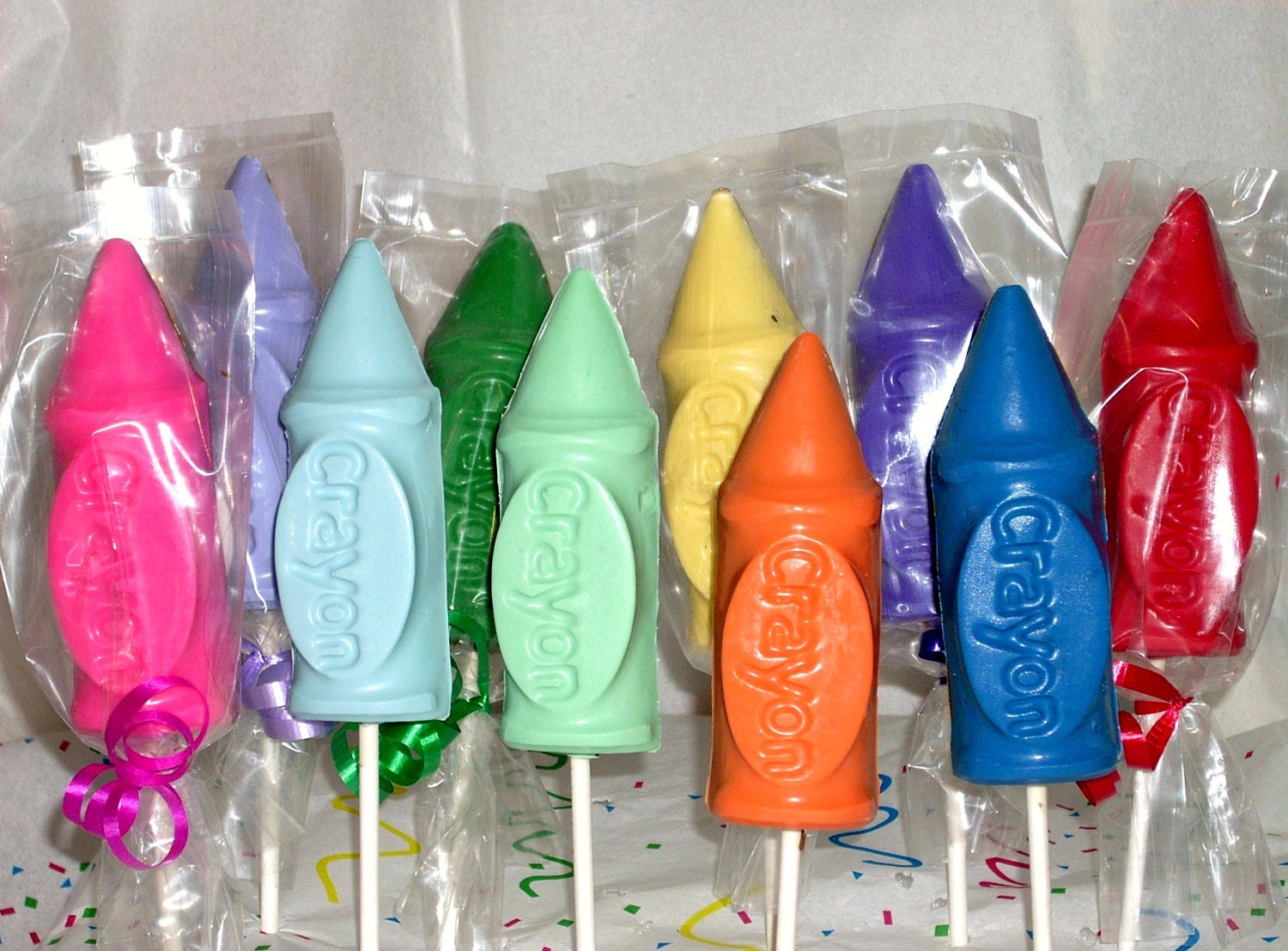 10 Chocolate Crayon Lollipops great teacher gift