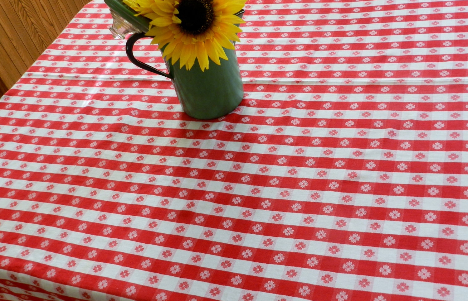 Vintage Diner Style Red Checkered Tablecloth