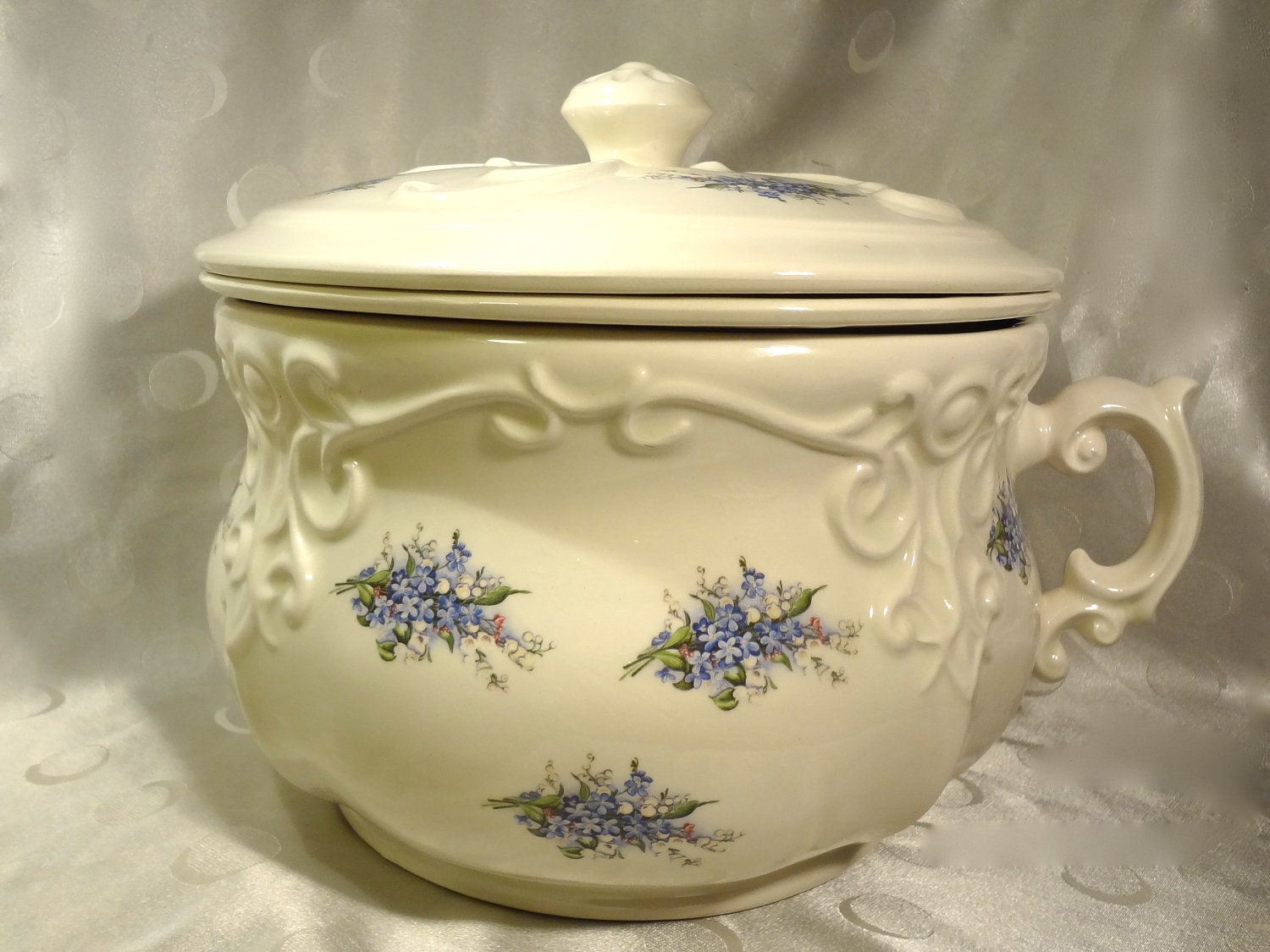 Estate Vintage 3 Piece Chamber Pot Blue Victorian Hallmarked