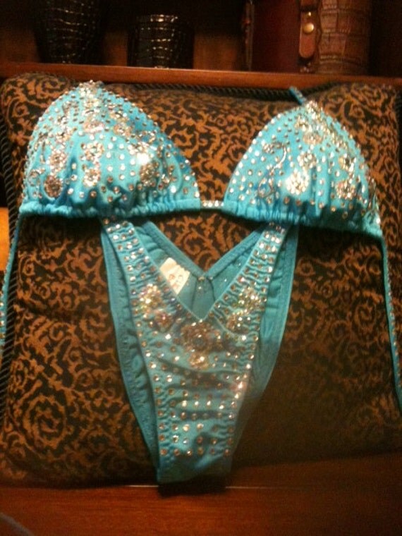 Items similar to Figure Fitness Posing Bikini Suit on Etsy