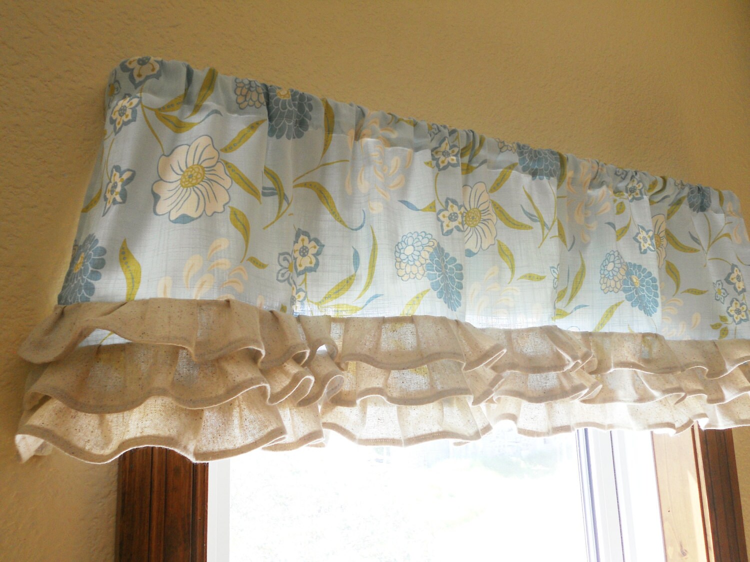 Ruffled valance Blue floral window valance by fernandnutmeg