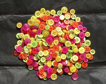 Items similar to 100g Mixed Buttons, Many Shapes, Sizes, Colours ...