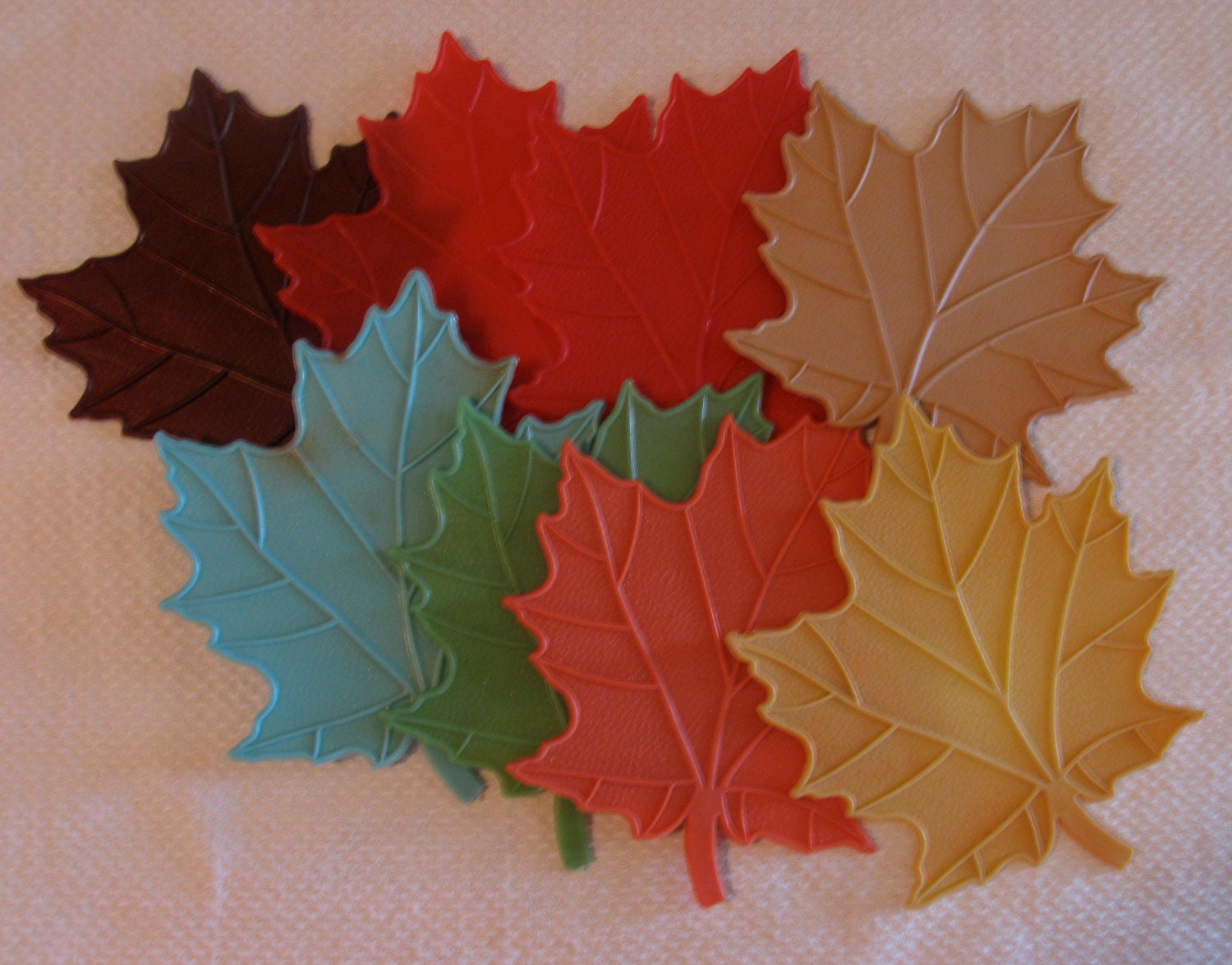 8 Vintage Plastic Maple Leaf Coasters Autumn Leaves