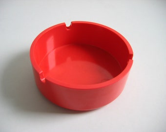 Plastic ashtray | Etsy