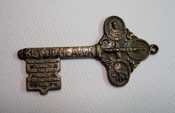 Vintage KEY OF HEAVEN pendant