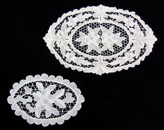 Oval lace doily | Etsy