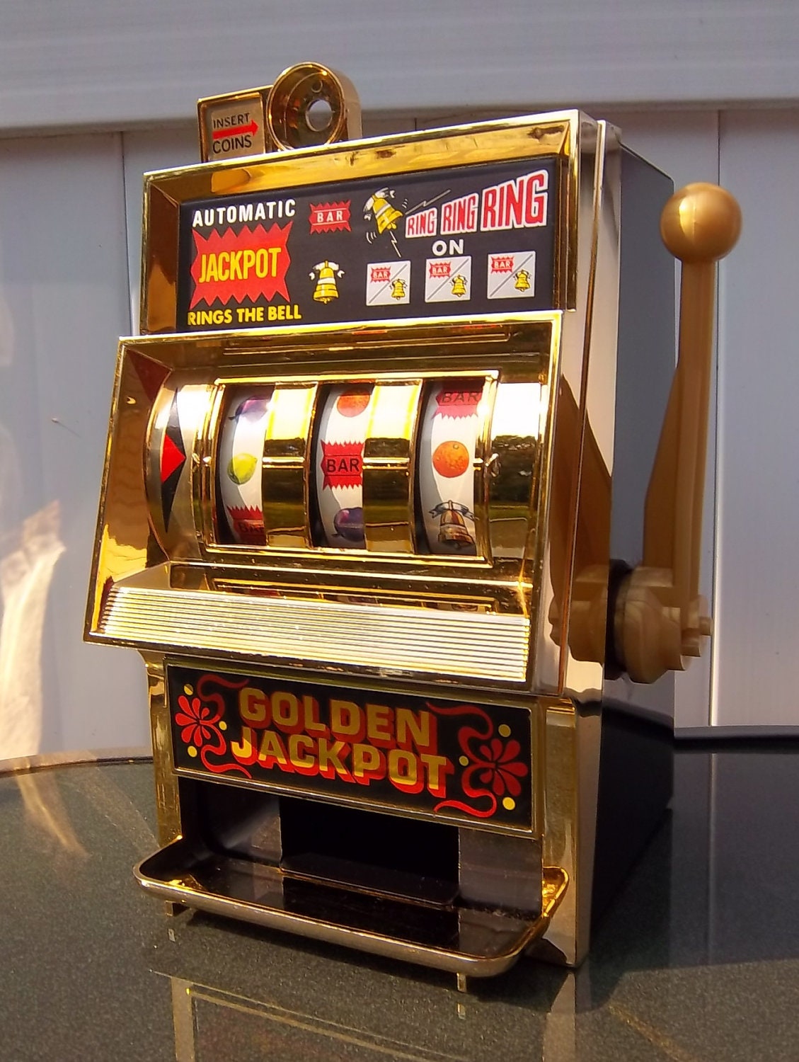 The Golden Jackpot Slot Machine