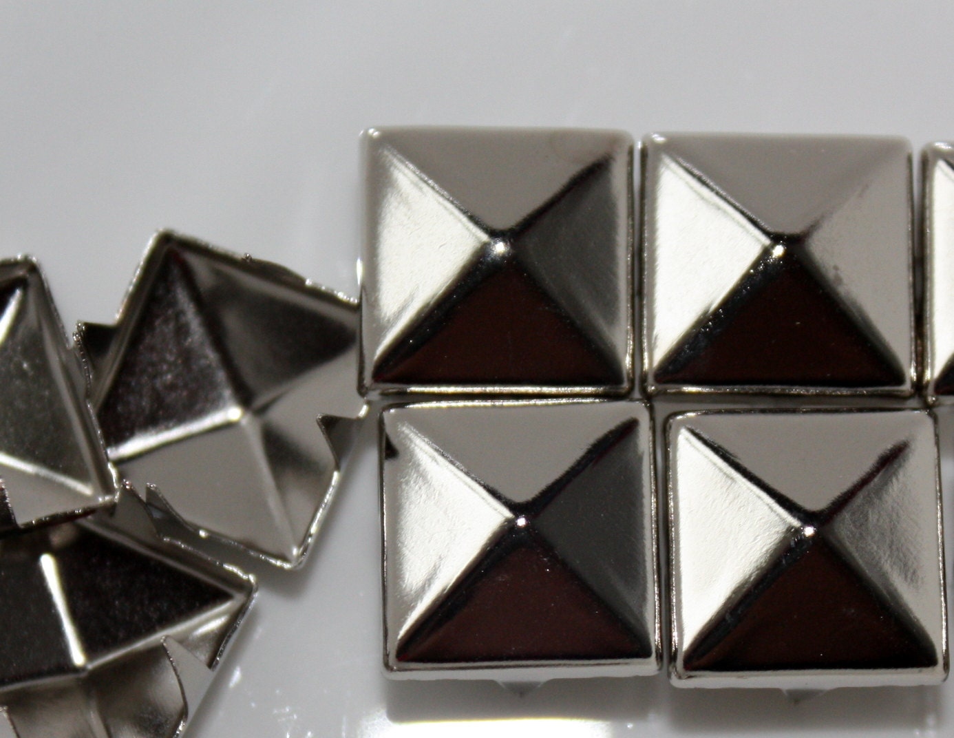50pcs 1/2 inch12mm Silver Pyramid Studs with 4 claws Metal by rivetbuttonshop | Etsy