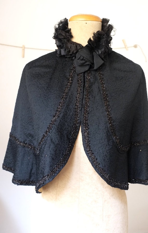 Victorian Beaded Wool Cape Capelet Steampunk Gothic Lace