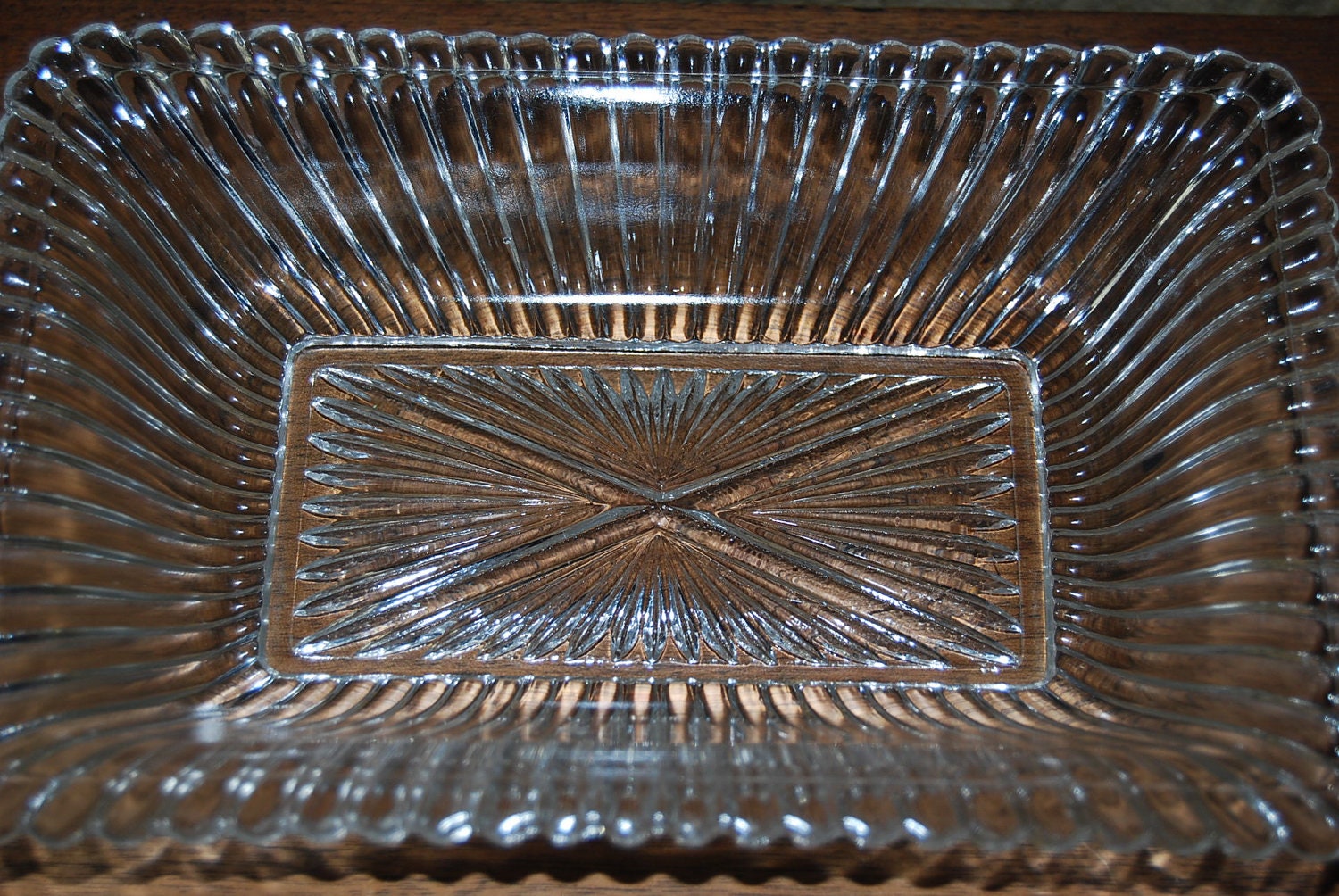 Ribbed Glass Pickle Dish – Haute Juice
