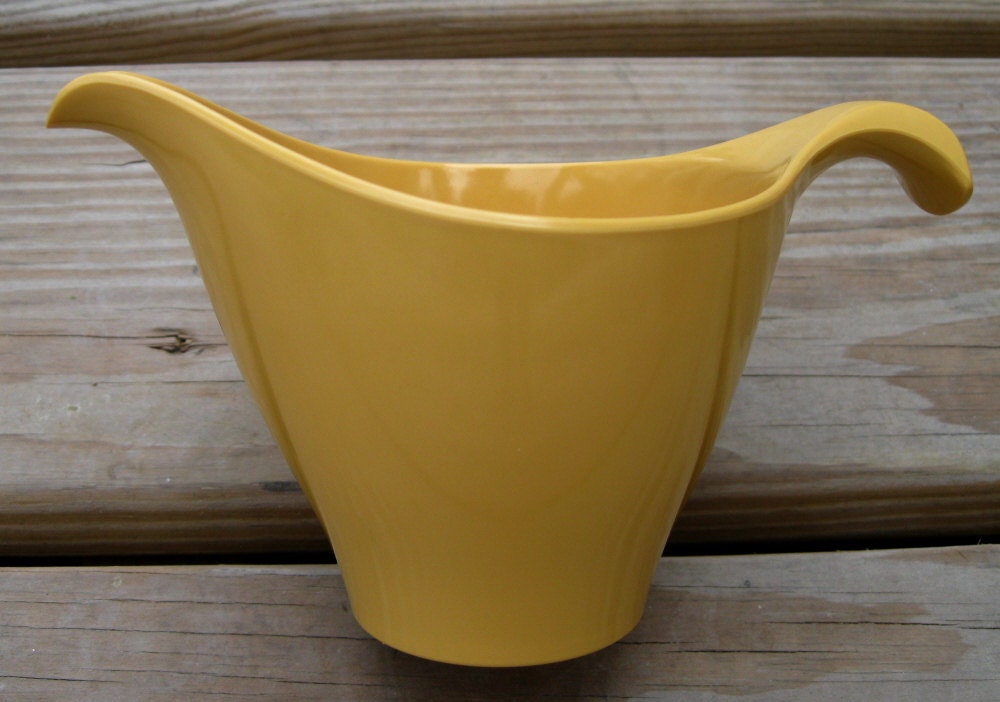 Vintage Yellow Melamine Creamer – Haute Juice