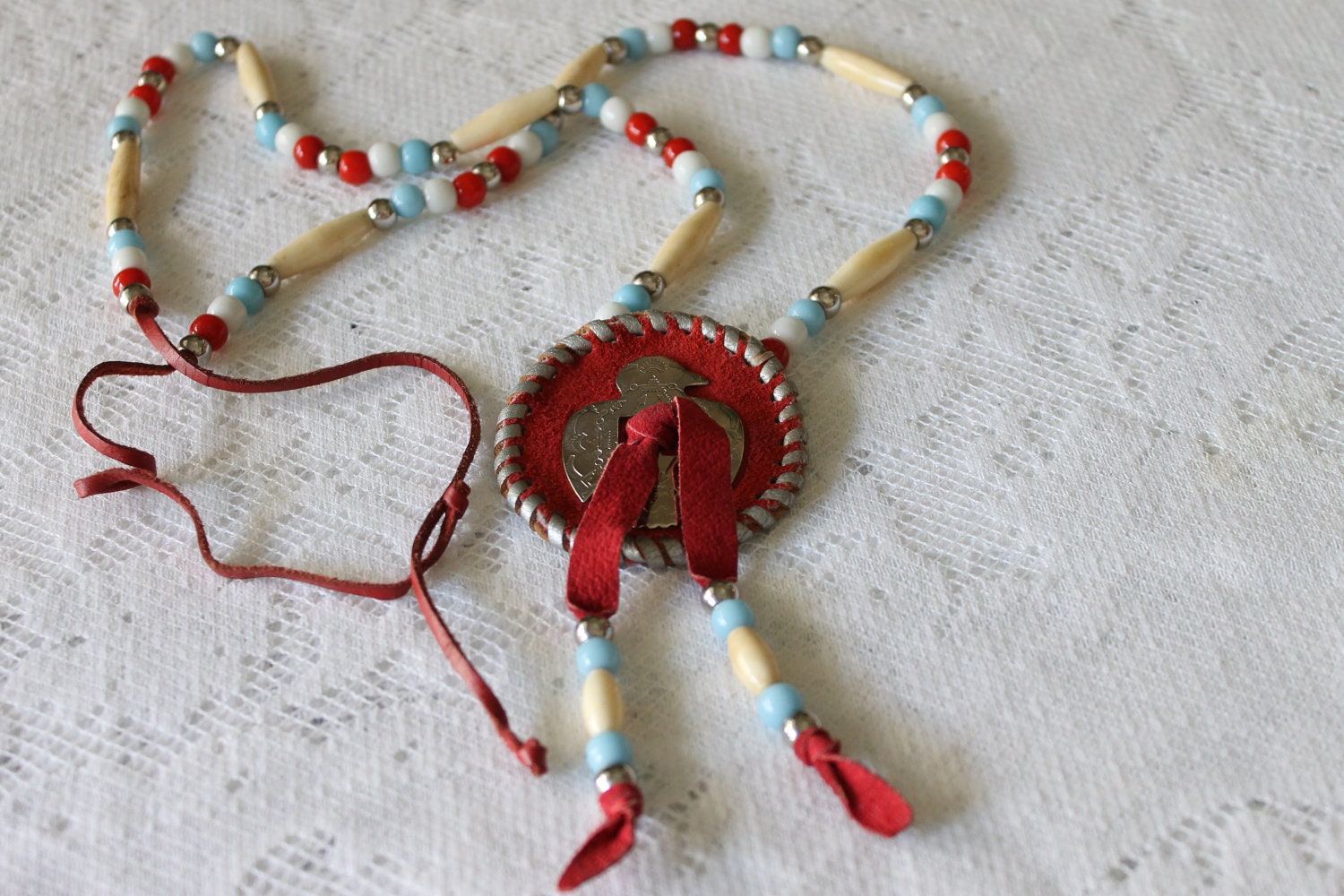 Vintage Native American Thunderbird Bone and Bead Necklace – Haute Juice