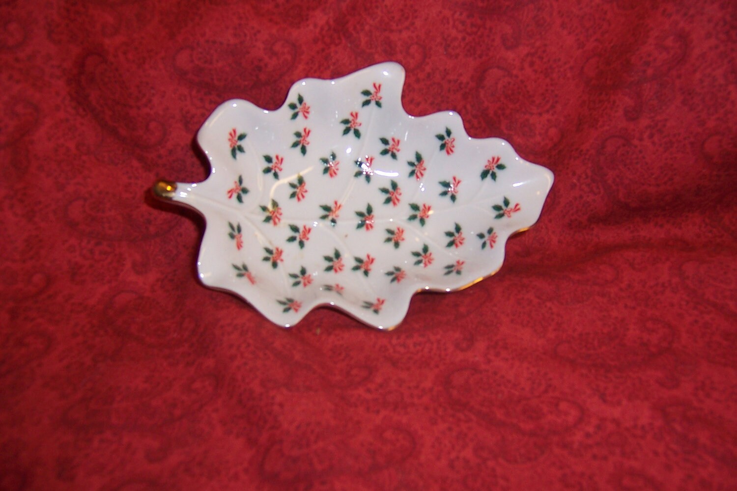 Lefton Holly Shaped Candy dish – Haute Juice