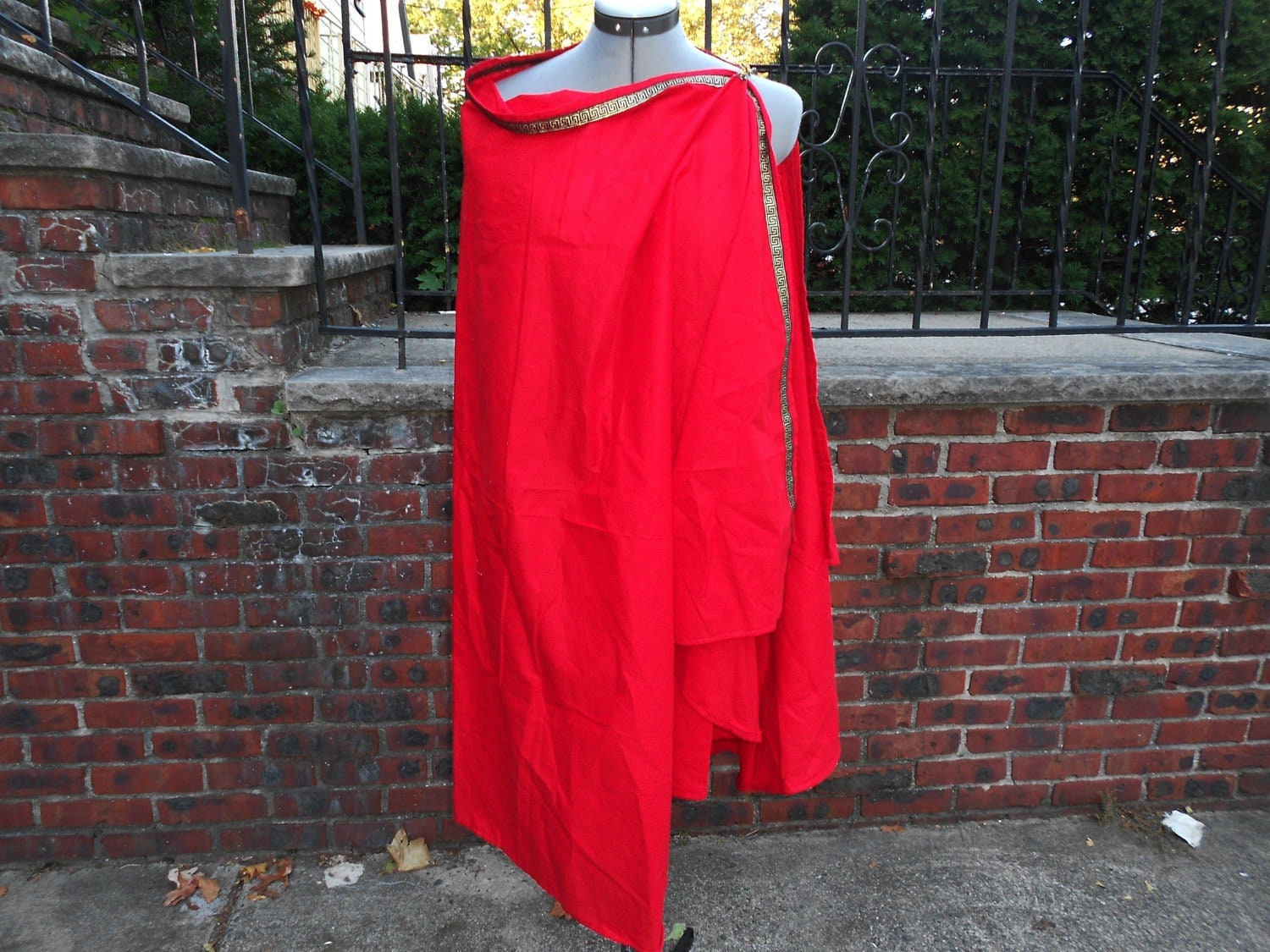 Custom Made Light Weight Roman solider Cape / Sagum / Lacerna