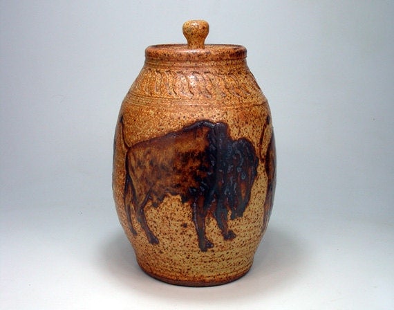 Stoneware Pottery Cookie Jar Large Bison Buffalo Ceramic