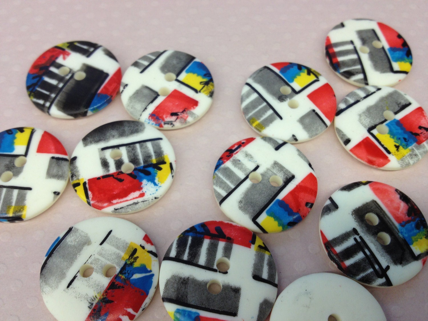 1 Dozen White with Multicolour Geometric Pattern Vintage 2-Hole Buttons ...