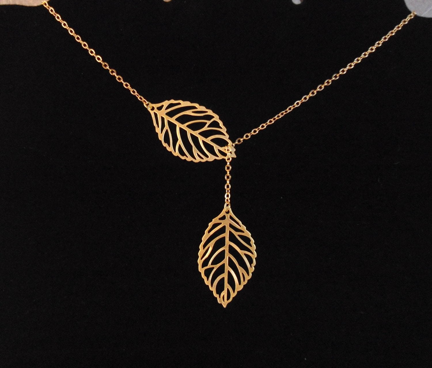 leaves lariat necklace double leaf necklace gold leaf