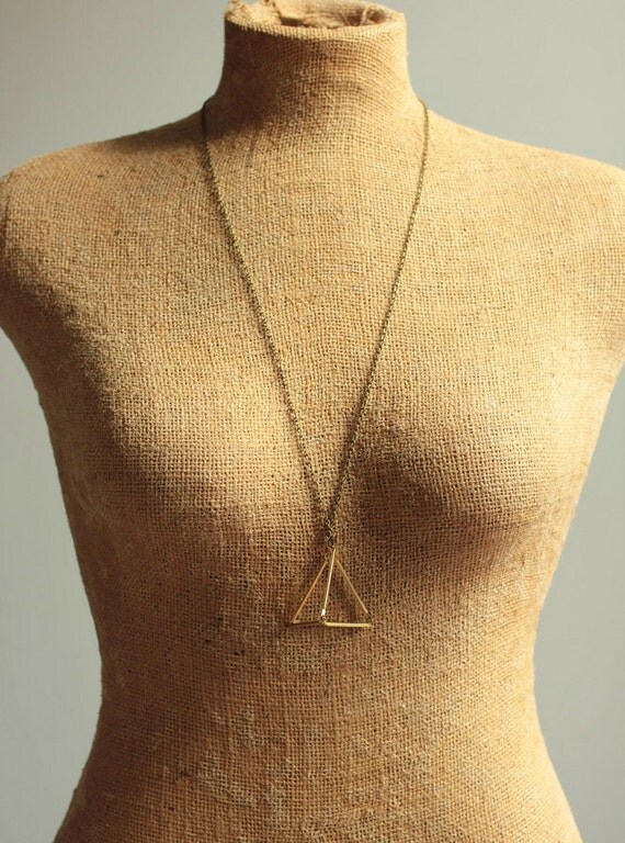 Triangle necklace 3D design geometric minimal jewelry