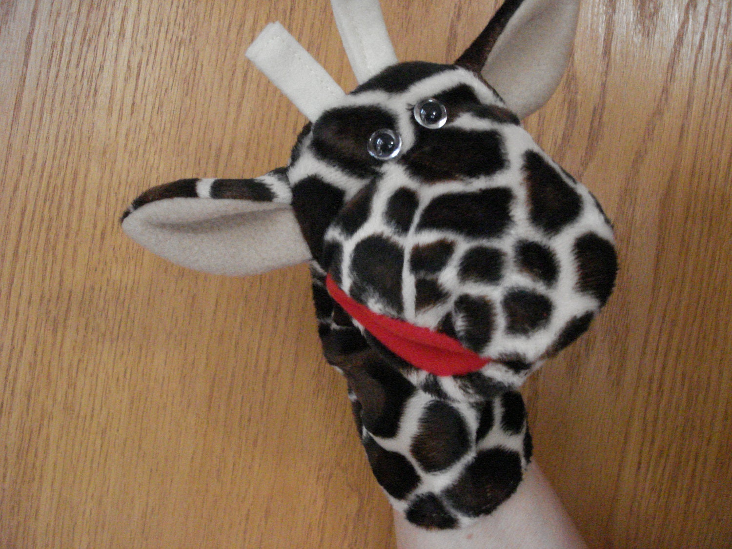 Giraffe Hand Puppet from Puppets by Margie