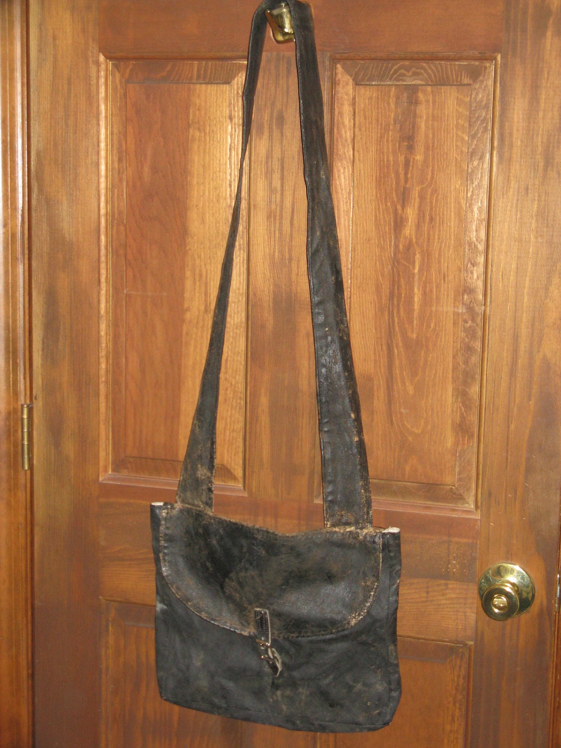 Reproduction 19th century shoulder bag