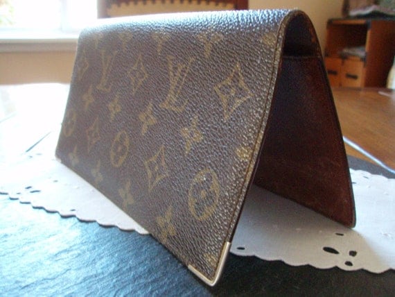 Authentic Louis Vuitton Checkbook Cover | semashow.com