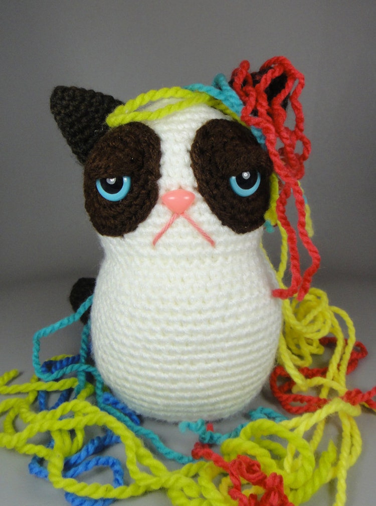 Grumpy Kitty PDF amigurumi crochet pattern by edafedd on Etsy