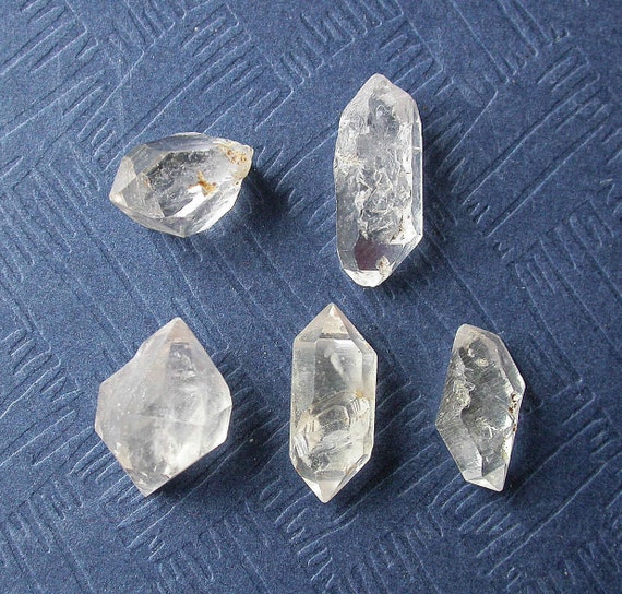 5pcs Natural White Rock Crystal Quartz Point 17mm mini raw