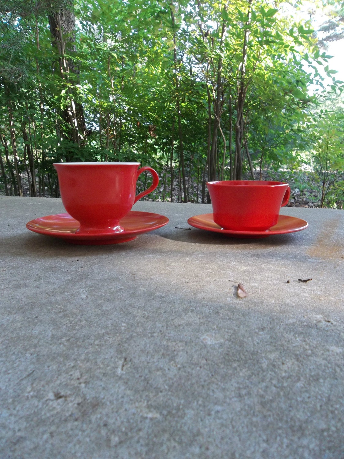 Vintage Melamine Dinnerware Melmac Dishes Red Cups Saucers Cottage Chic ...