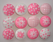 Popular items for painted drawer knobs on Etsy