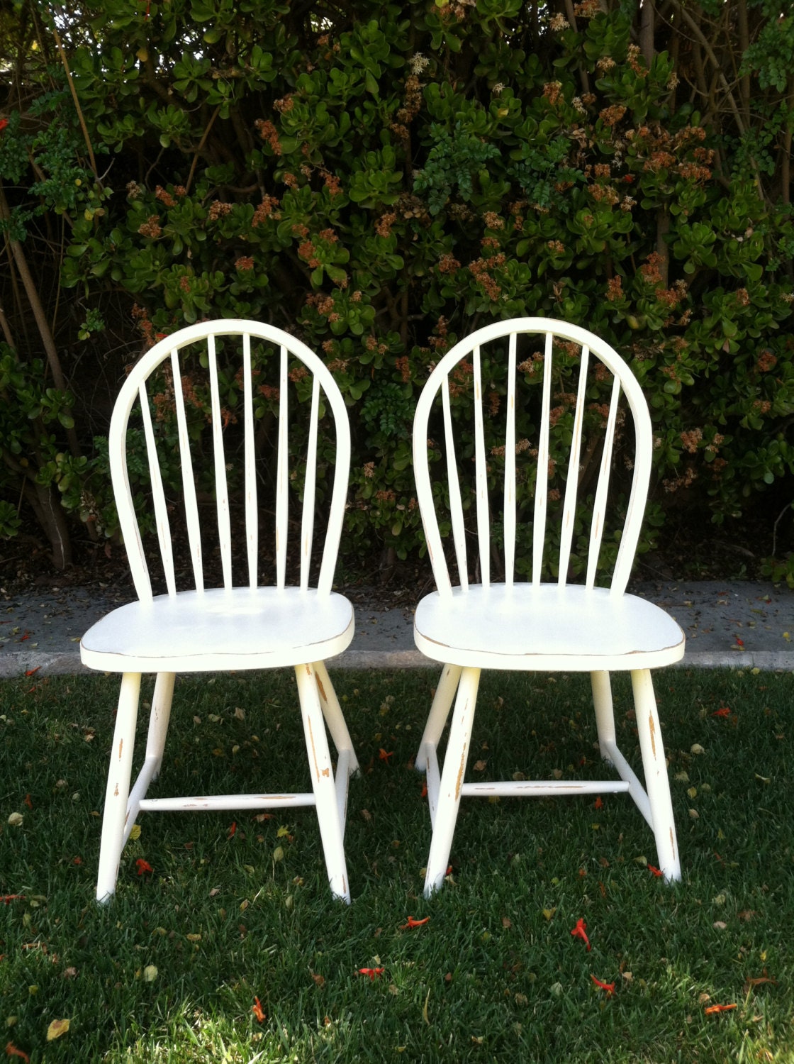 Set of 6 Shabby Chic White Chairs, Distressed, Wood, Spindle Chairs ...