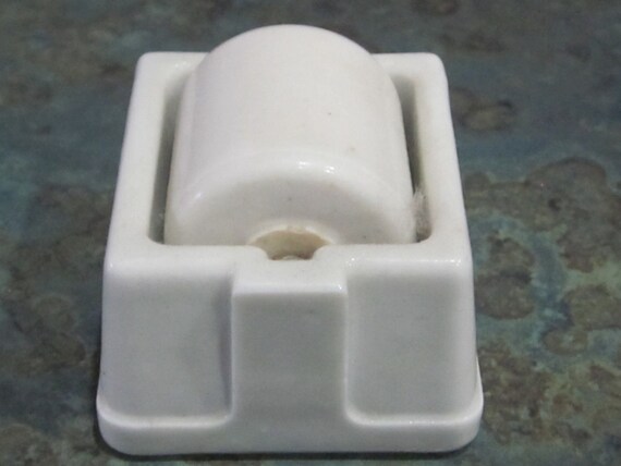 Desk Accessory Ceramic Moistener Roller for Stamps Envelopes