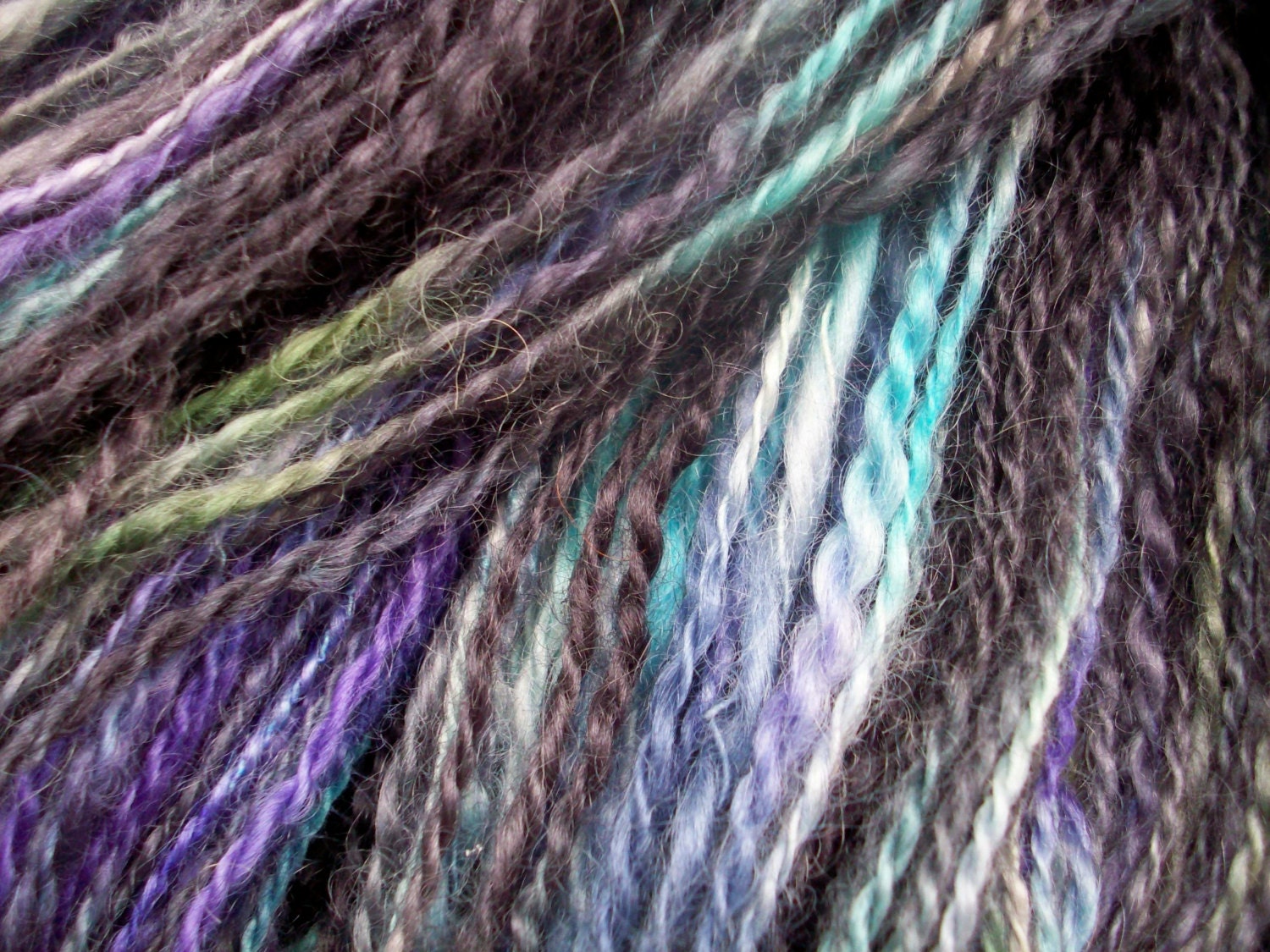 Handspun yarn dark yarn hand dyed wool rare by SpinningStreak