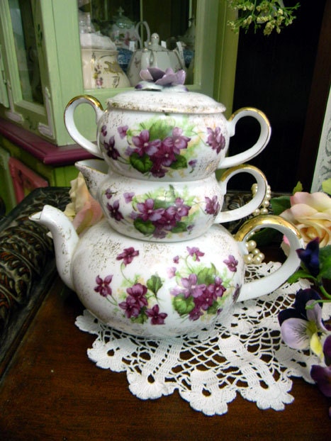 Lefton China Hand Painted Stacking Teapot Tea for One Sugar