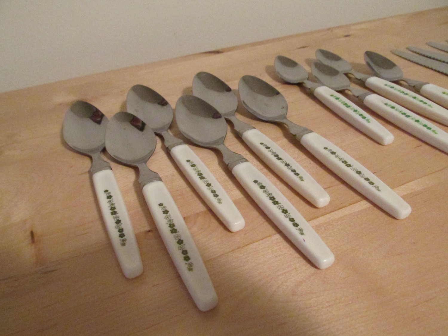 Spring Blossom/Crazy Daisy Silverware Set