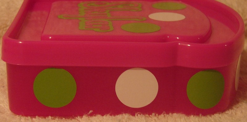 Personalized sandwich snack box by VINYLandBOWS on Etsy