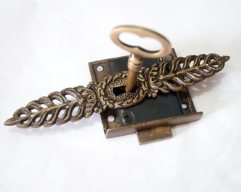 Set Antique Victorian CURTAIN Key Hole with Vintage Cabinet