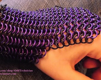 Chainmail Stretch Bracer - Black Rubber