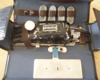 Dressmaker model SS-2402 Sewing Machine Manual by MommaMacs