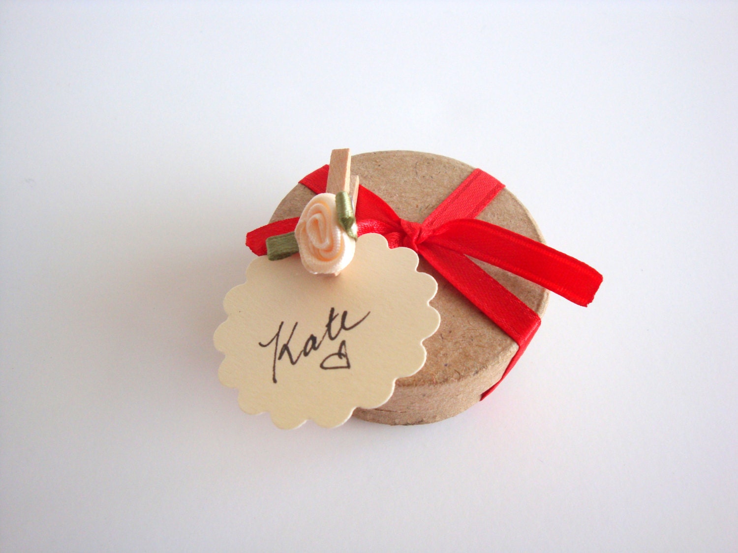 ONE (1) Secret Garland message in a box – OnePaperHeart – Stationary ...