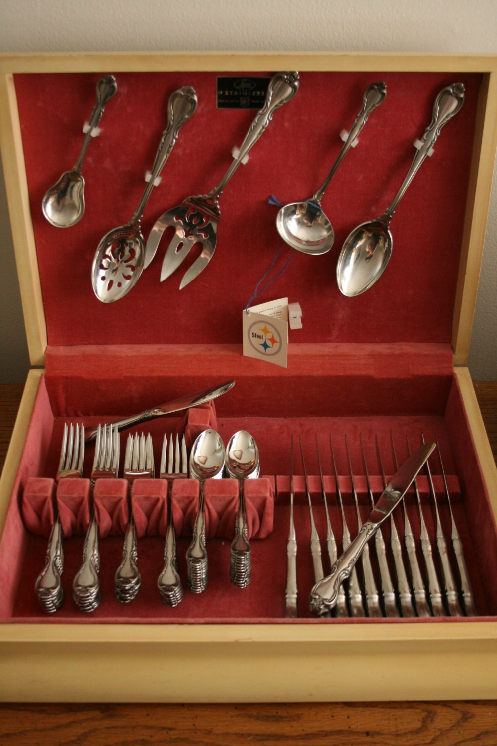 VINTAGE 1964 Lyon International 66 pc. STAINLESS Flatware SET