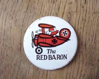 Vintage 1960's/1970's collectors metal lapel pin badge/button badge of ...