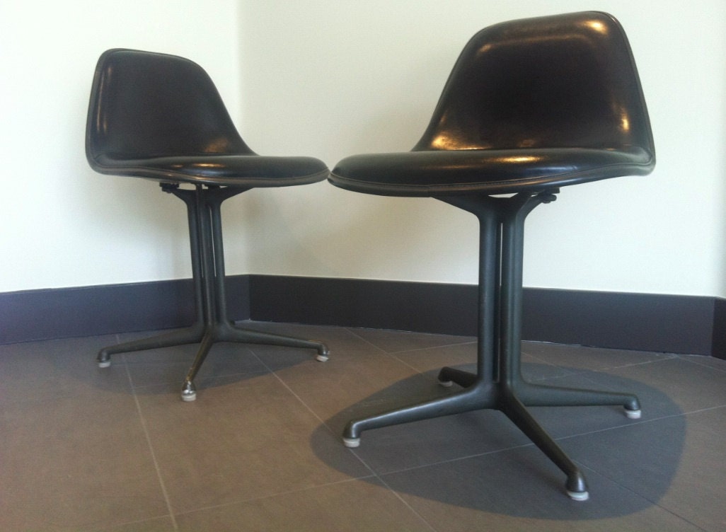 EAMES ALEXANDER GIRARD Pair of La Fonda del Sol side chair Premium ...
