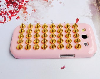 Popular items for spiked phone case on Etsy